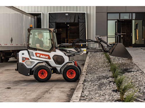 Bobcat L28 - BOBCAT COMPACT CONSTRUCTION EQUIPMENT, LLC.