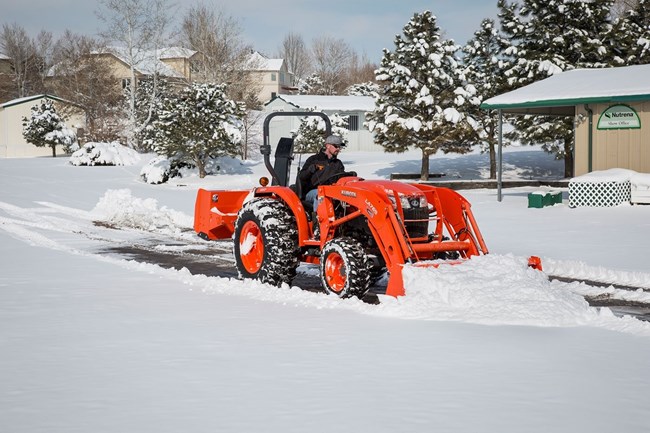 Kubota L3902 » Ginop Sales Inc., Michigan